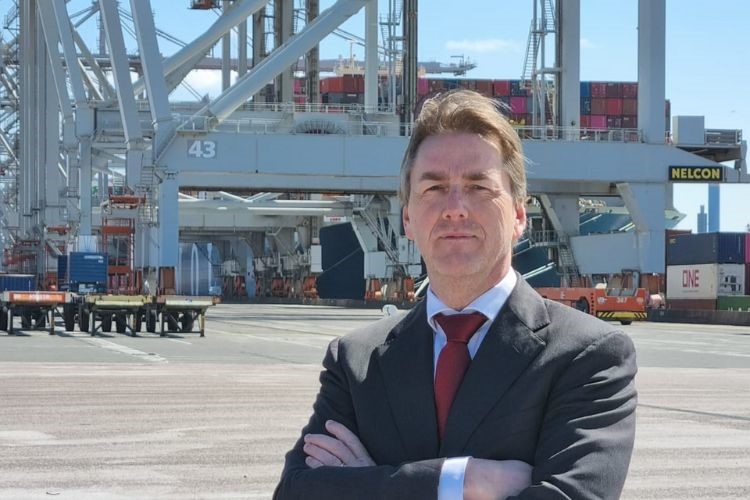 Leo Ruijs viert werkjubileum bij ECT